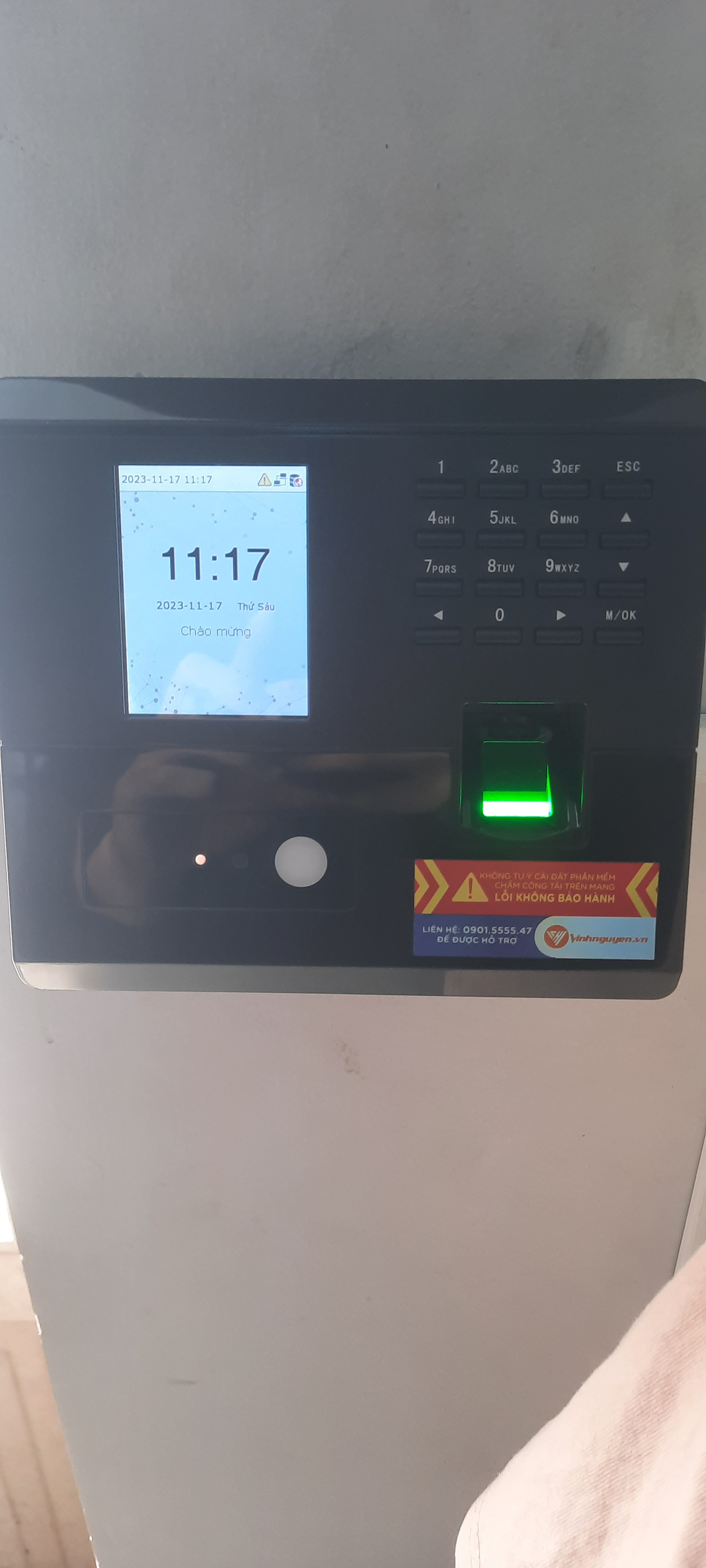 Máy chấm công khuôn mặt Ronald Jack RJ1300 [Model 2023] Cao Cấp